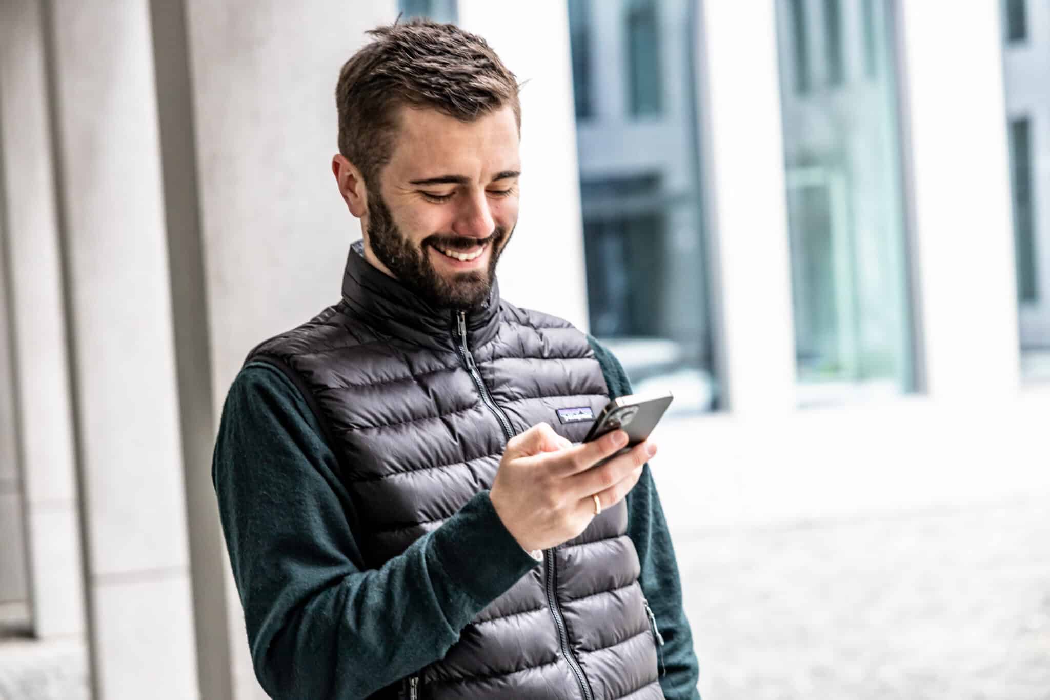 Wie hoch ist das Gehalt in der Unternehmensberatung? | In&Out